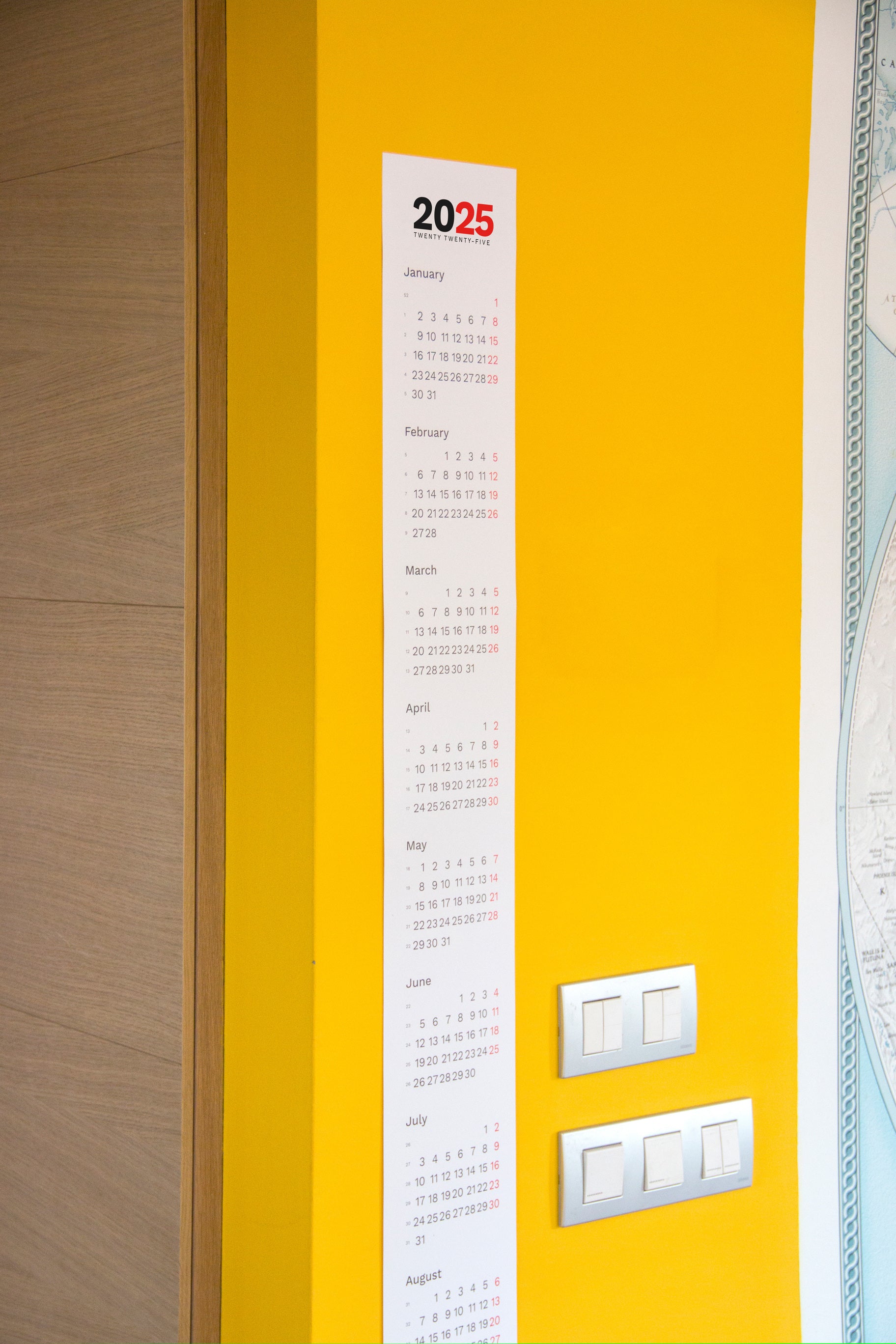 2025 Vertical Calendar | Minimal design | Best Calendar – OCTÀGON DESIGN